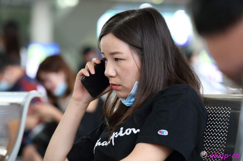 (裸足)超甜美的一位年轻美女生啊,踮鞋秀出的脚底动作超风骚!55张 – abcjp原创