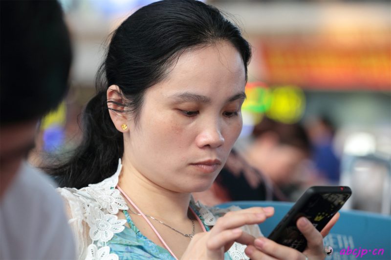 (裸足)美少妇脱掉包脚高跟露极度完美脚型玉足，脚型脚底看得超爽啊！45张 – abcjp原创